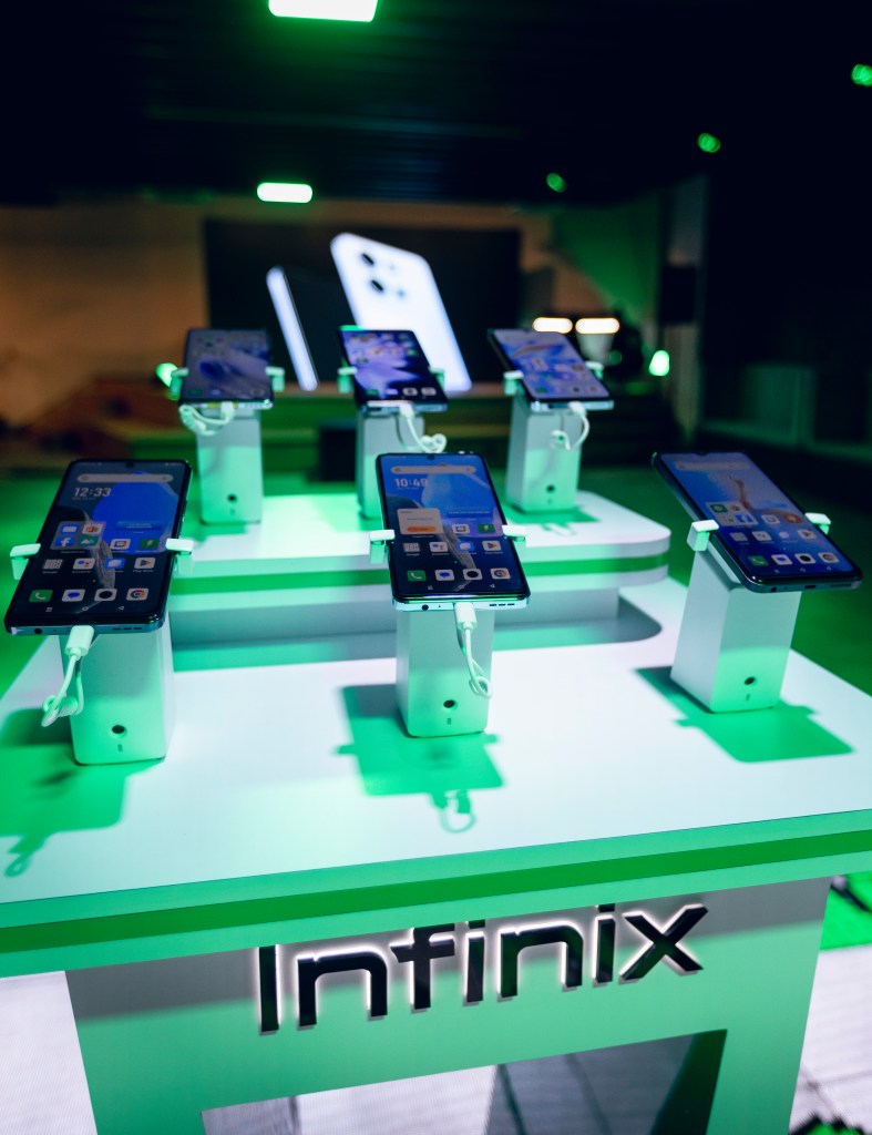 INFINIX LLEGA A CHILE - TENDENCIAS Y ESTILO